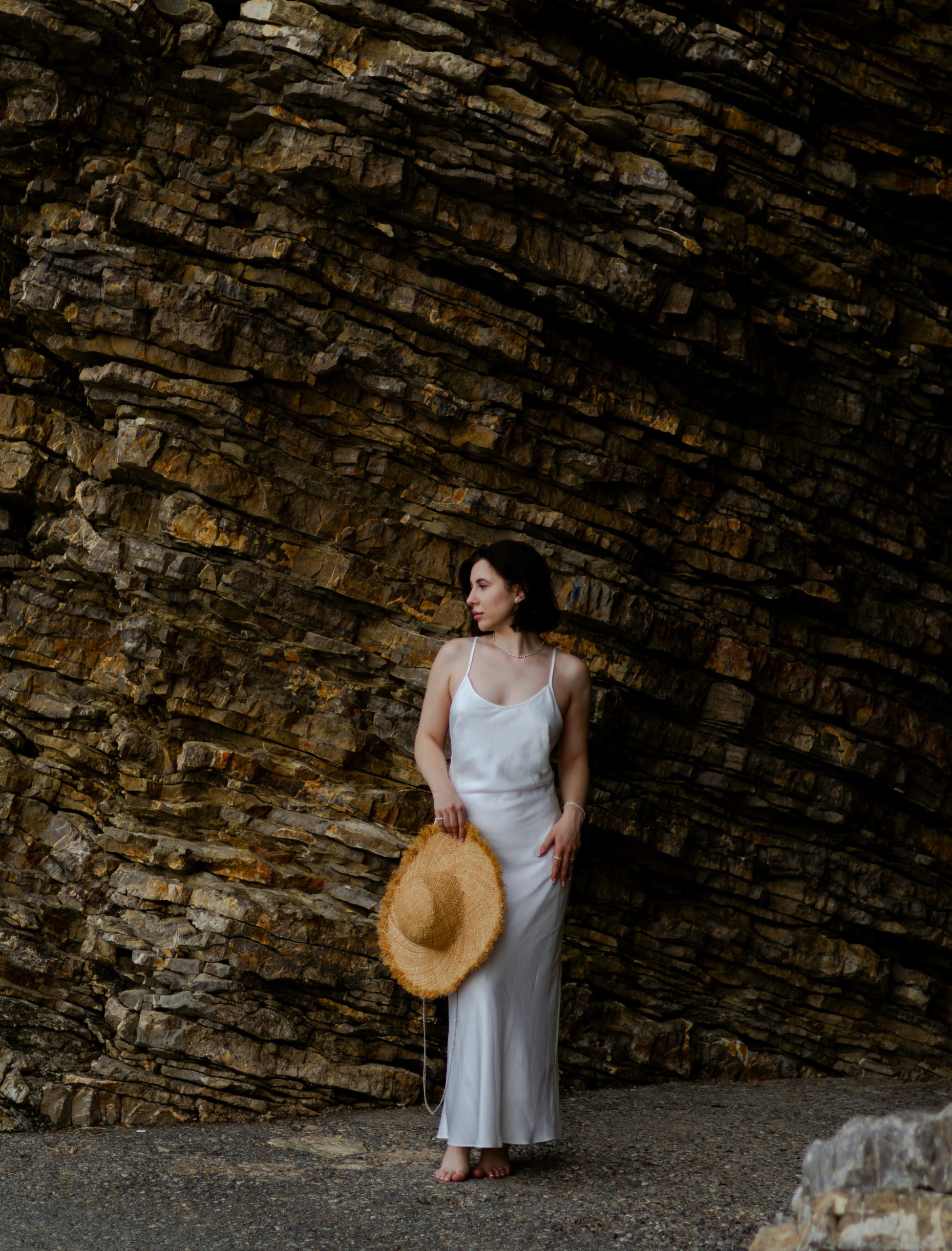 How To Meet Women In Montenegro - (Complete Guide)